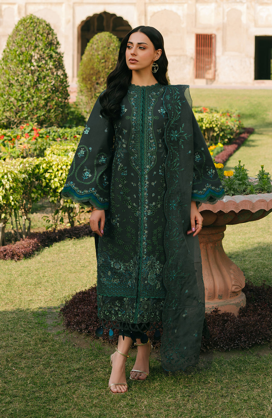 Beautiful Frock Designs for Ladies Wear: A Fashion Guide by Fiona